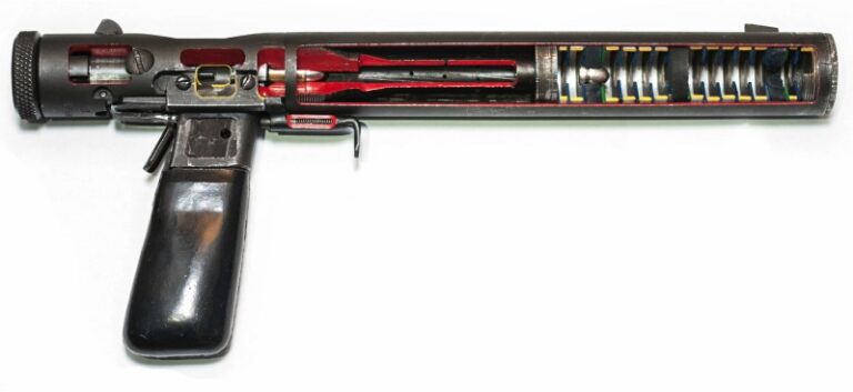 The US Military's Suppressed Weapons - SilencerCo